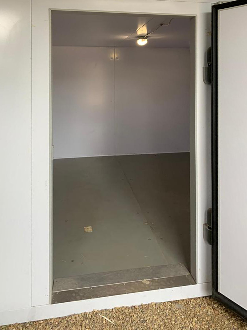 GARSONS FARM | MOVED EXISTING CHILLER ROOM WITH STRADDLE UNIT OUTDOOR ...